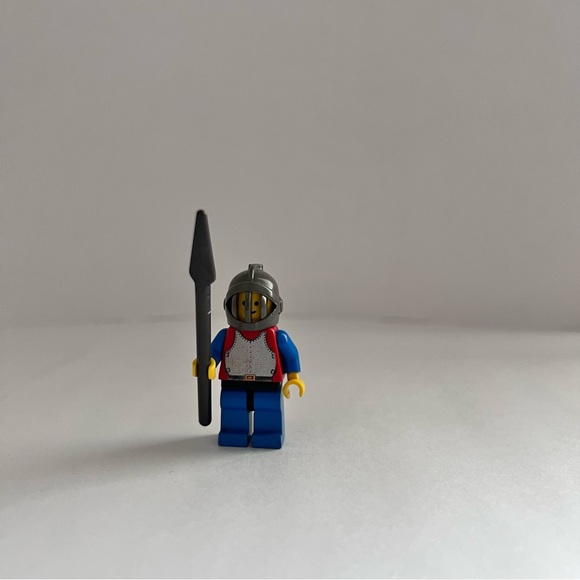 Lego | Other | Lego Castle Red Knight With Breastplate Minifigure ...